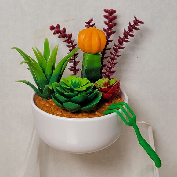 Toys | Zuru Mini Brands Create Garden Succulent Set Common New Sealed ...